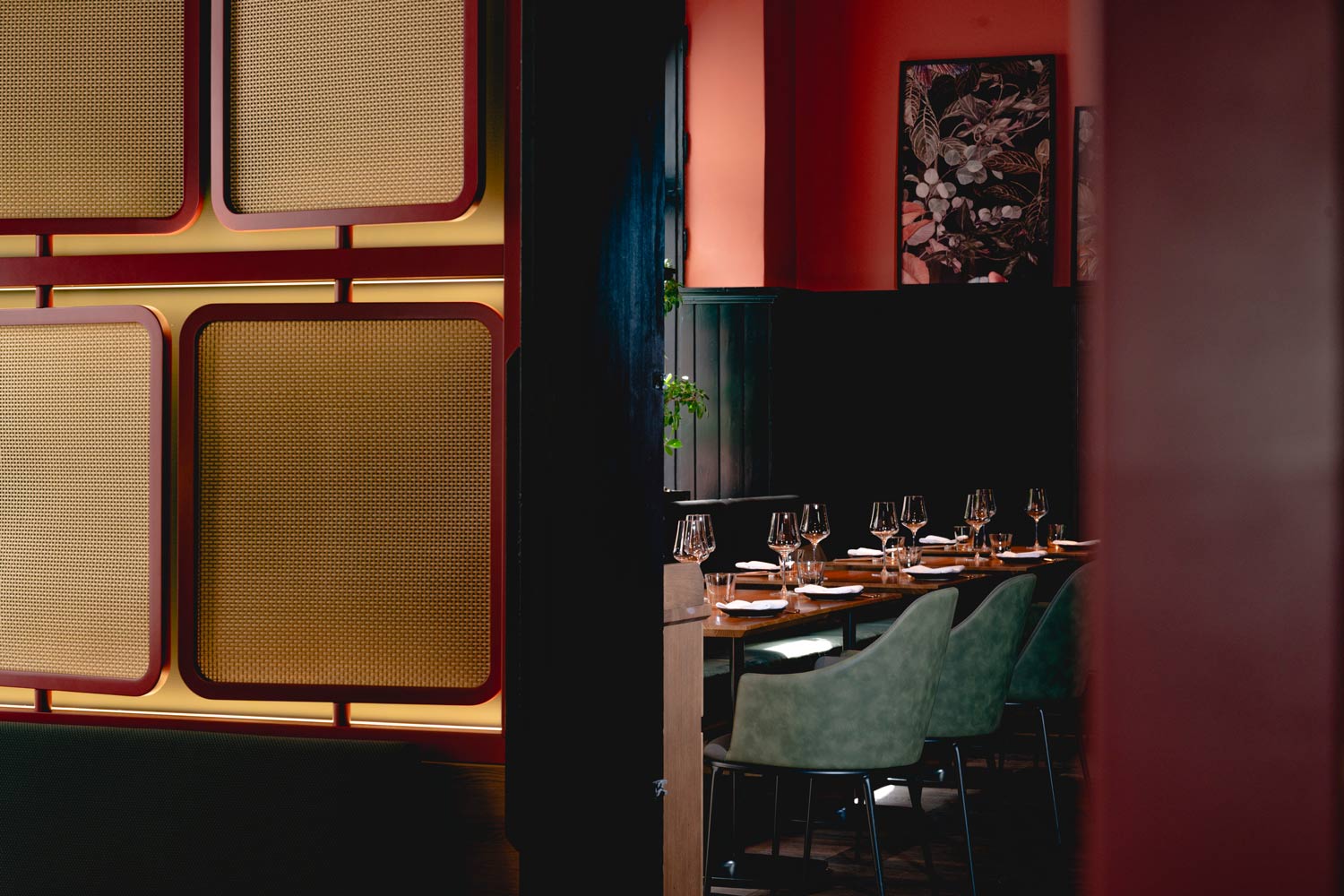 Aufgetischt: japanisch-peruanisch im DiningRuhm - News - 2025 - Gault ...