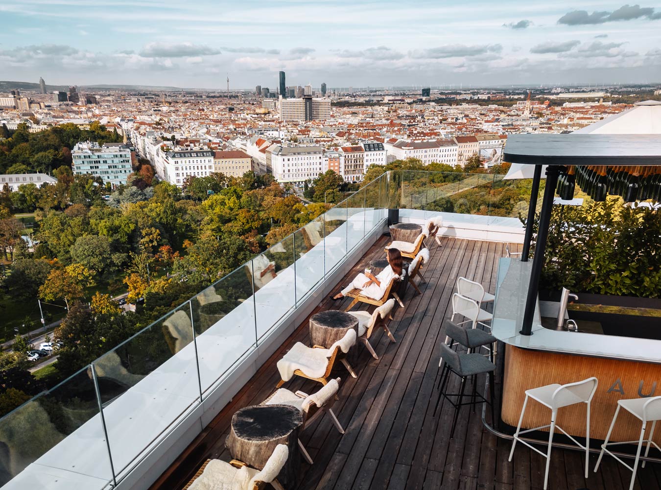 Wien: Die besten Rooftop-Bars - News - 2025 - Gault&Millau